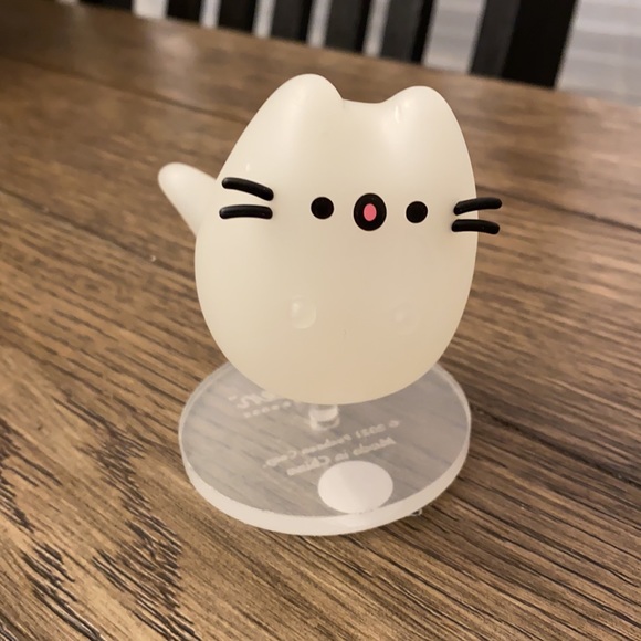 Pusheen | Other | Nib Pusheen As Boosheen Pusheen Ghost Vinyl Figurine ...